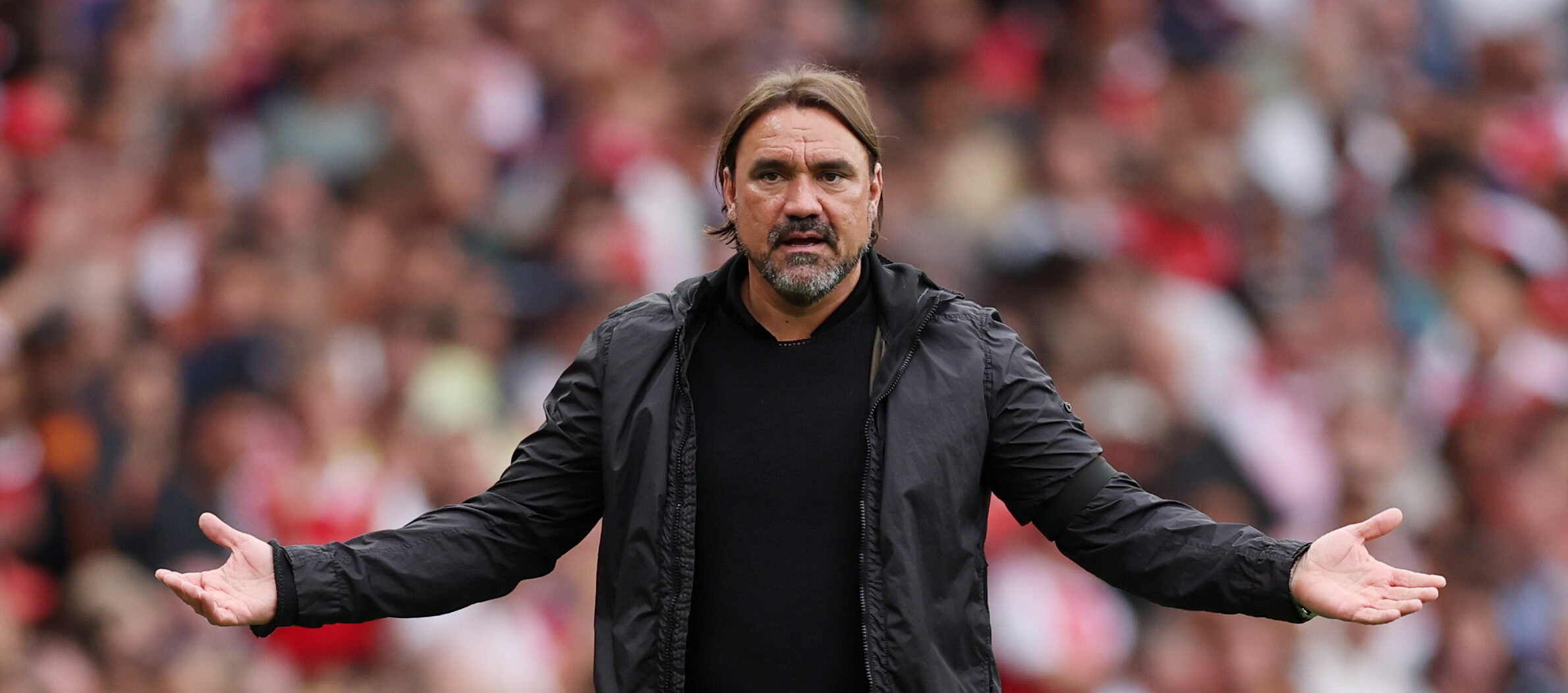 Leeds boss Daniel Farke praises Joel Piroe despite bench role