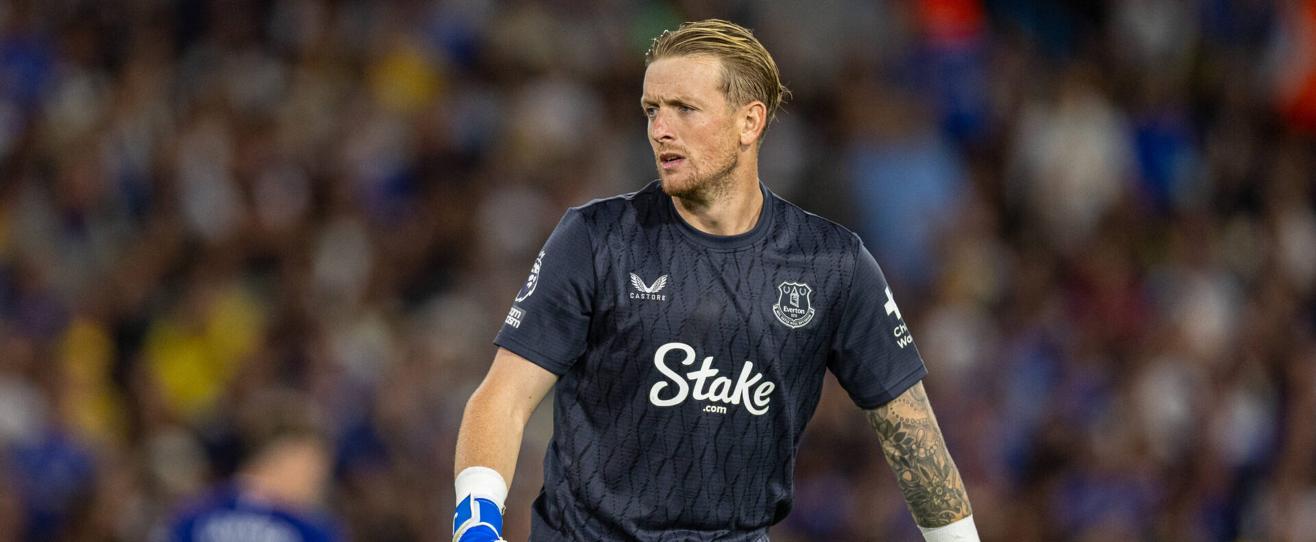 Jordan Pickford Everton News: Fans React as Toffees Push New Contract ...