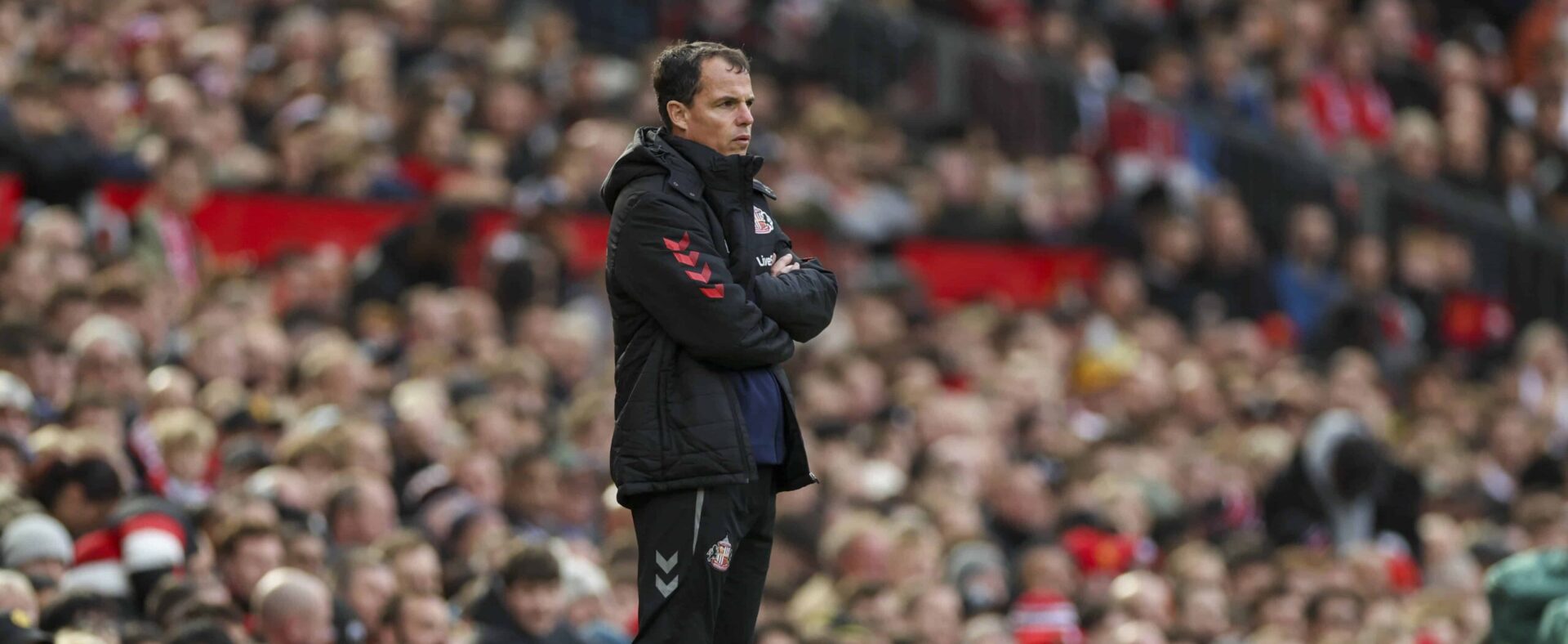 Le Bris sets Sunderland stance on Anthony Patterson January exit