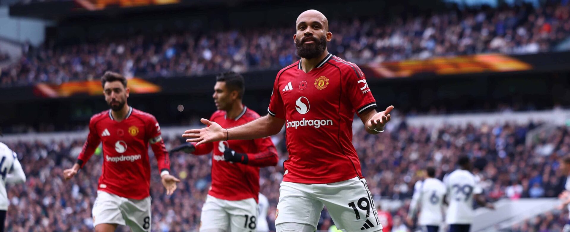 Manchester United predicted XI vs Arsenal as Carrick confirms absentees