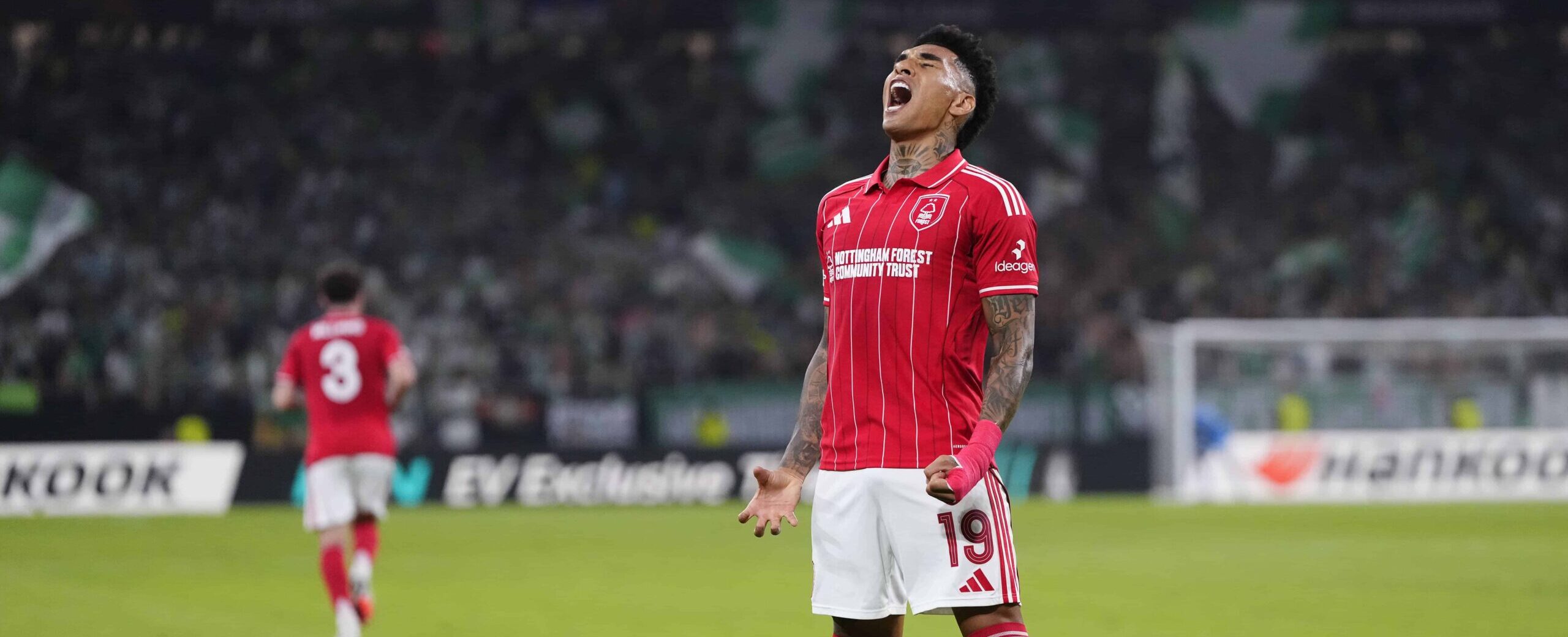 Nottingham Forest face late Igor Jesus threat as Atlético escalate ...